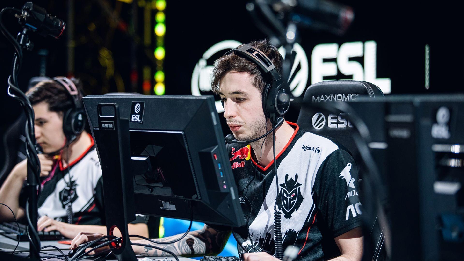 ceh9：kennyS今年的发挥让我想起了2019年末重回NaVi的GuardiaN